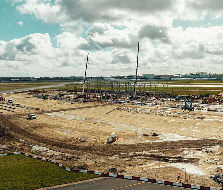 Domus III, Farnborough Airport | McLaughlin & Harvey